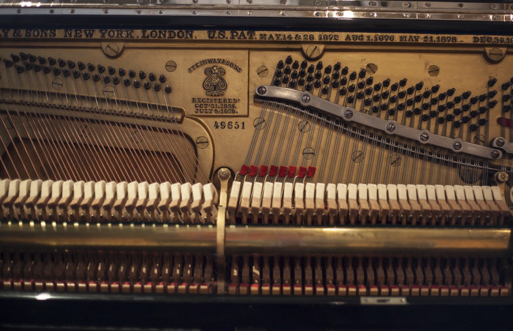 Converse Rubber Tracks presenta a: Hawaiian Gremlins - FILTER México