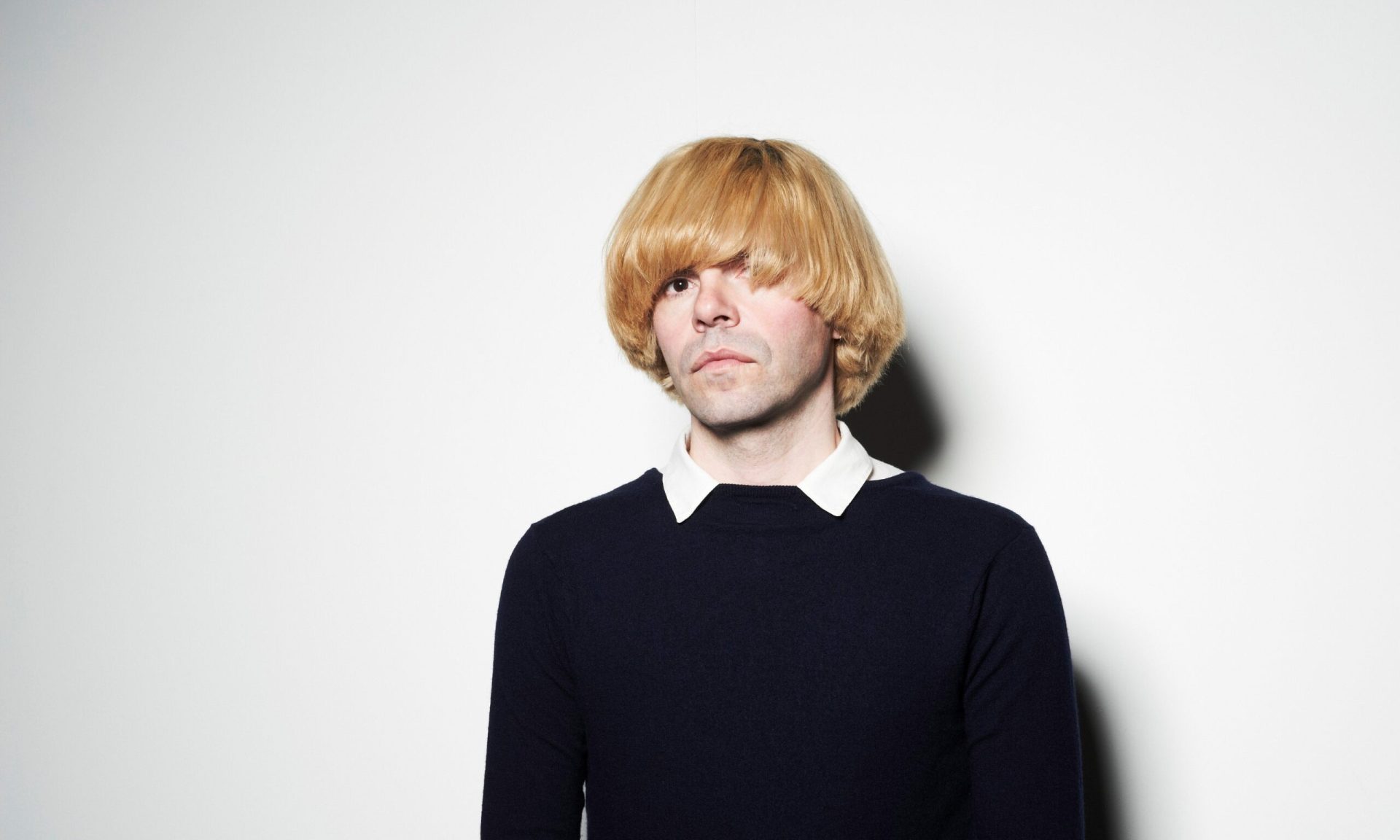 Tim Burgess acaba de liberar un nuevo sencillo para la Record Store Day ...