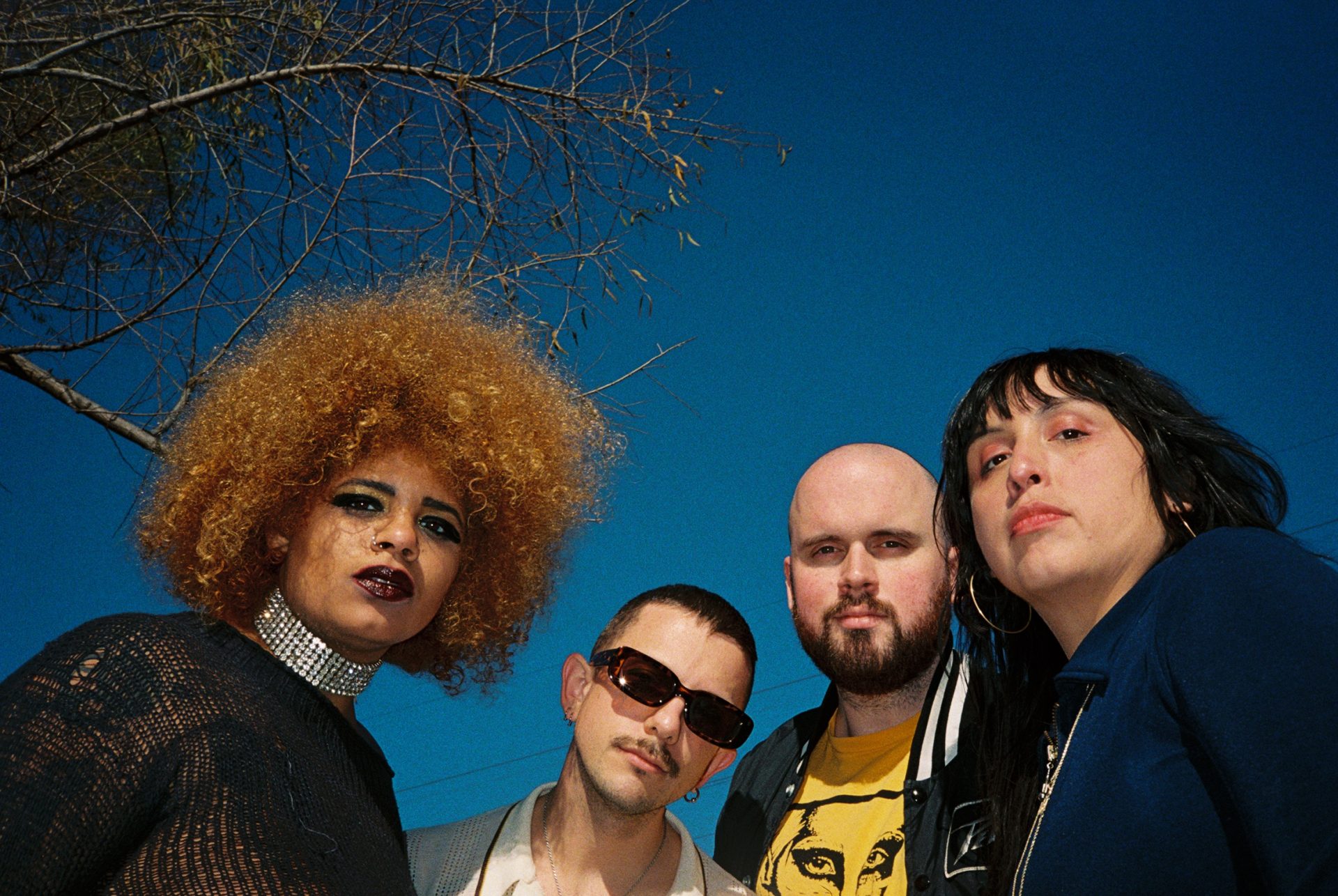 Special Interest presenta una caótica sesión de synth-punk en "Disco 1. ...