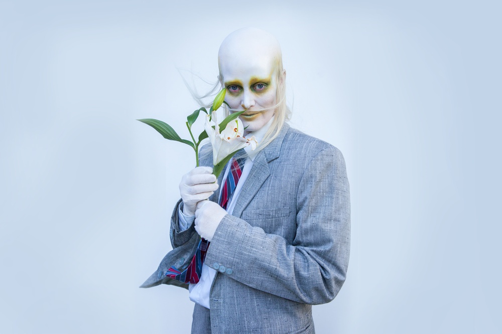 Fever Ray estrenó un remix de "Shiver" con Logic1000 - FILTER México