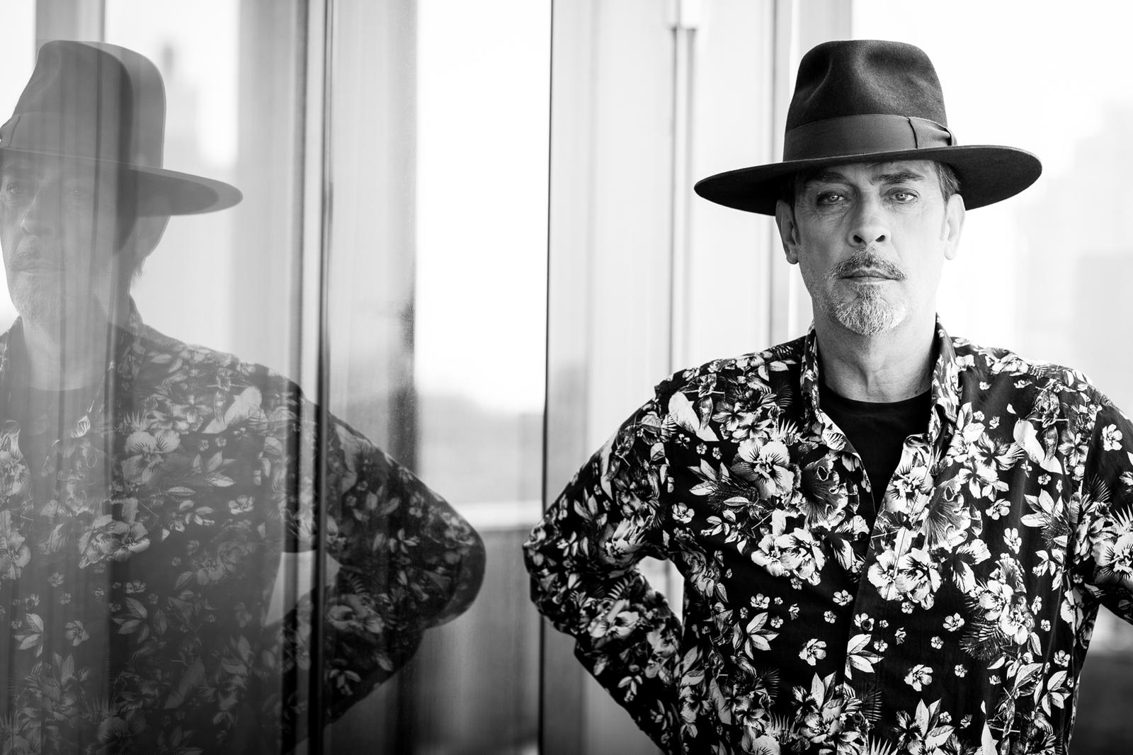 Peter Murphy anunció dos discos nuevos con covers de Nine Inch Nails ...