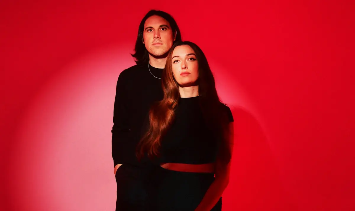 Cults anunció su quinto álbum con "Left My Keys" - FILTER México