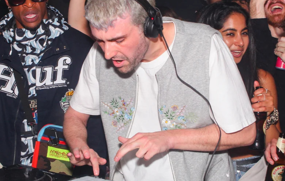 Fred again.. anunció el álbum 'ten days' con Four Tet, Skrillex y Joy ...